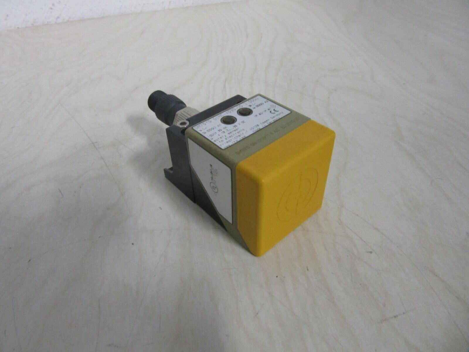 IFM GM701S GIMC-4030-US safety sensor OSSD Sensor – SIBA Germany